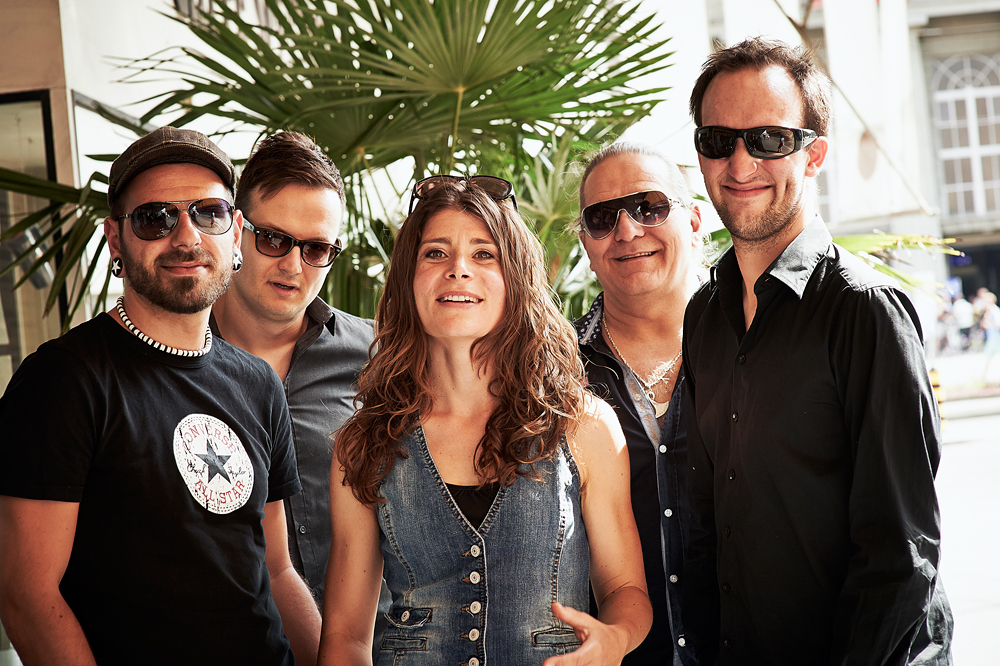 DELAYNE - Pop - Mx3.ch